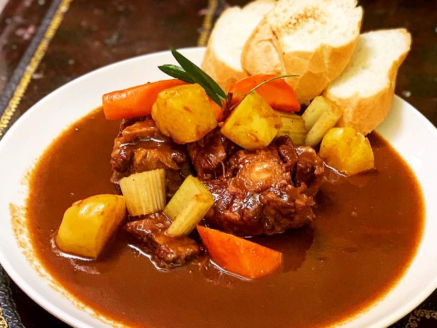 Carne Cozida: Segredo dos Sabores que Derretem na Boca