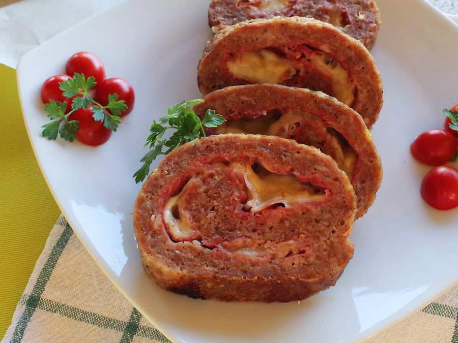 Rocambole de Frango: Surpreenda com Sabor!